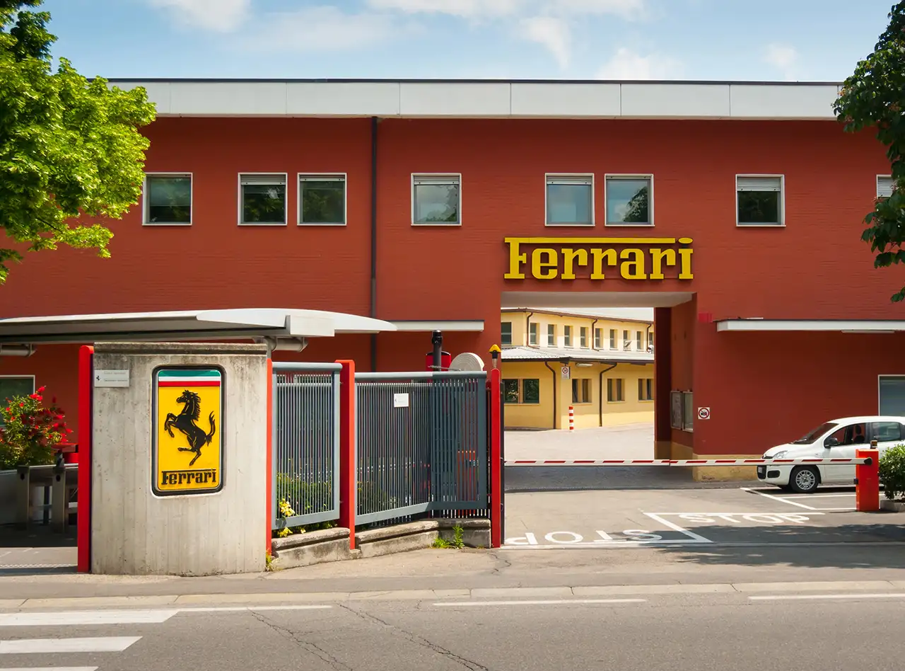Ferrari, from racing team with Alfa Romeos to global brand - Klassiekerweb